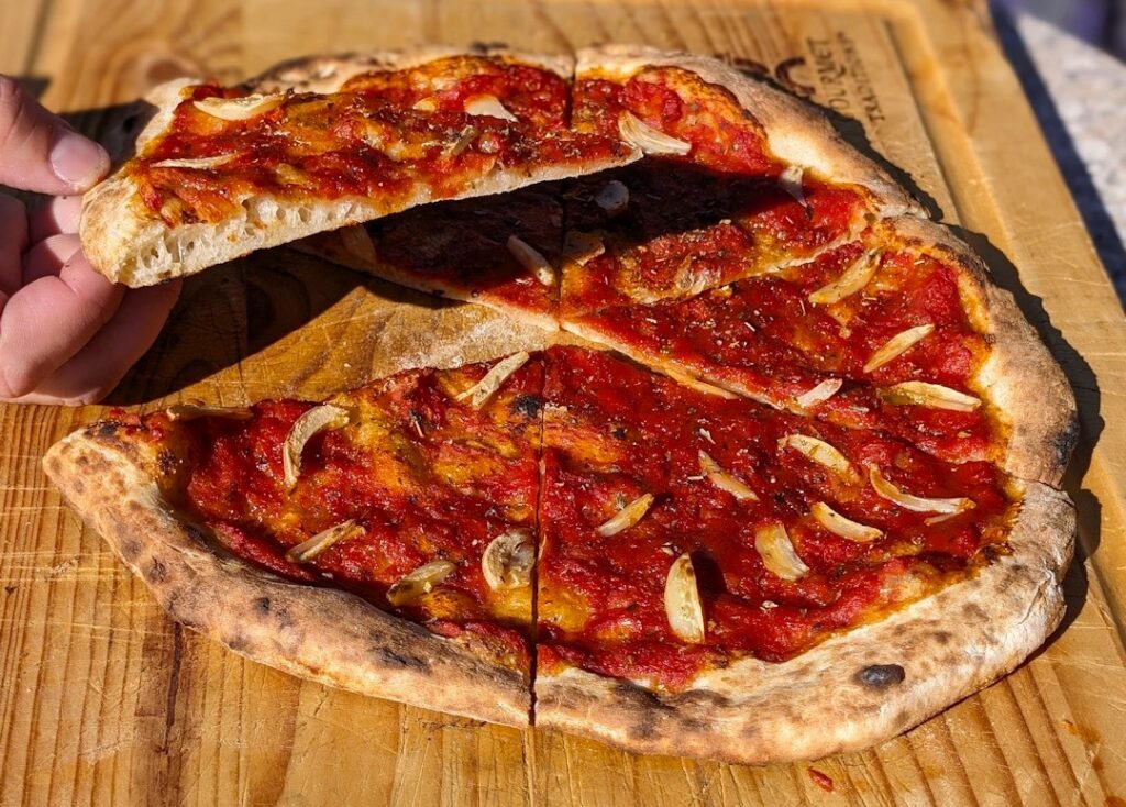Marinara Pizza Recipe - Satisfying Slice