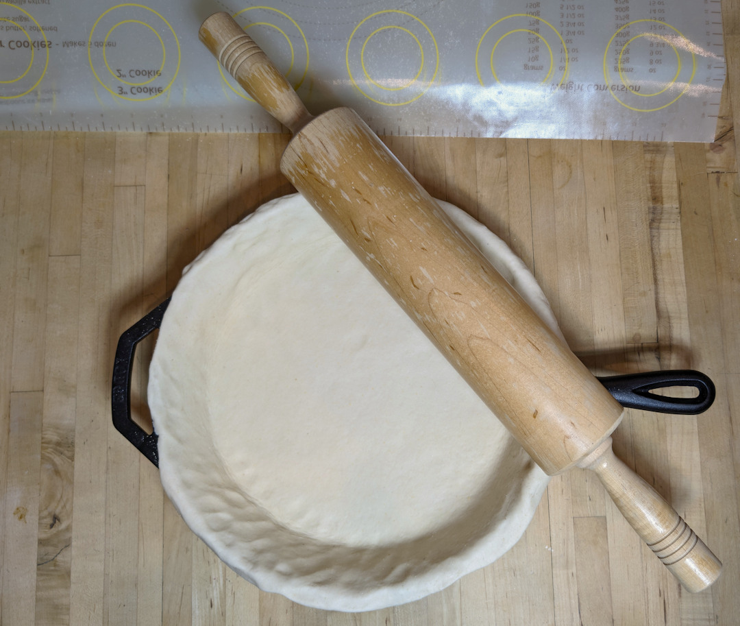 Chicago Deep Dish Pizza Recipe - Satisfying Slice